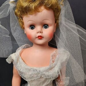 Vintage | Toys | 96s Betty The Beautiful Bride Doll Vintage 30 Rare ...
